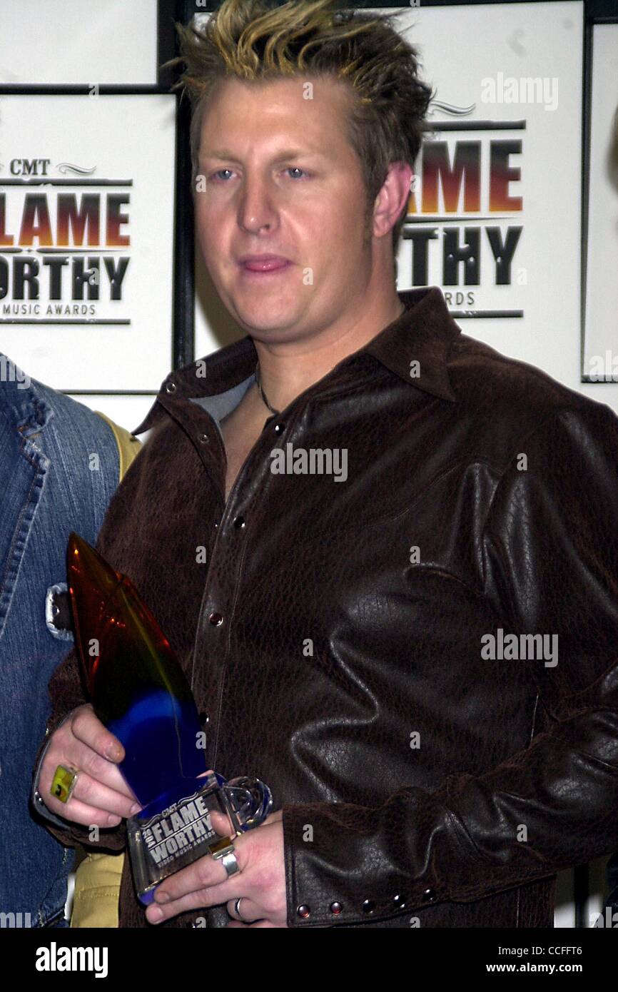 Jan. 5, 2011 - New York, New York, U.S. - K36813JKRON.CMT 2004 FLAME ...