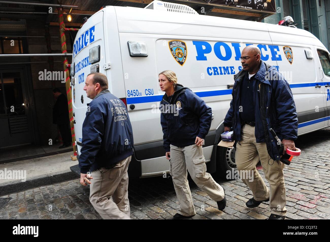 Crime scene unit hi-res stock photography and images - Alamy