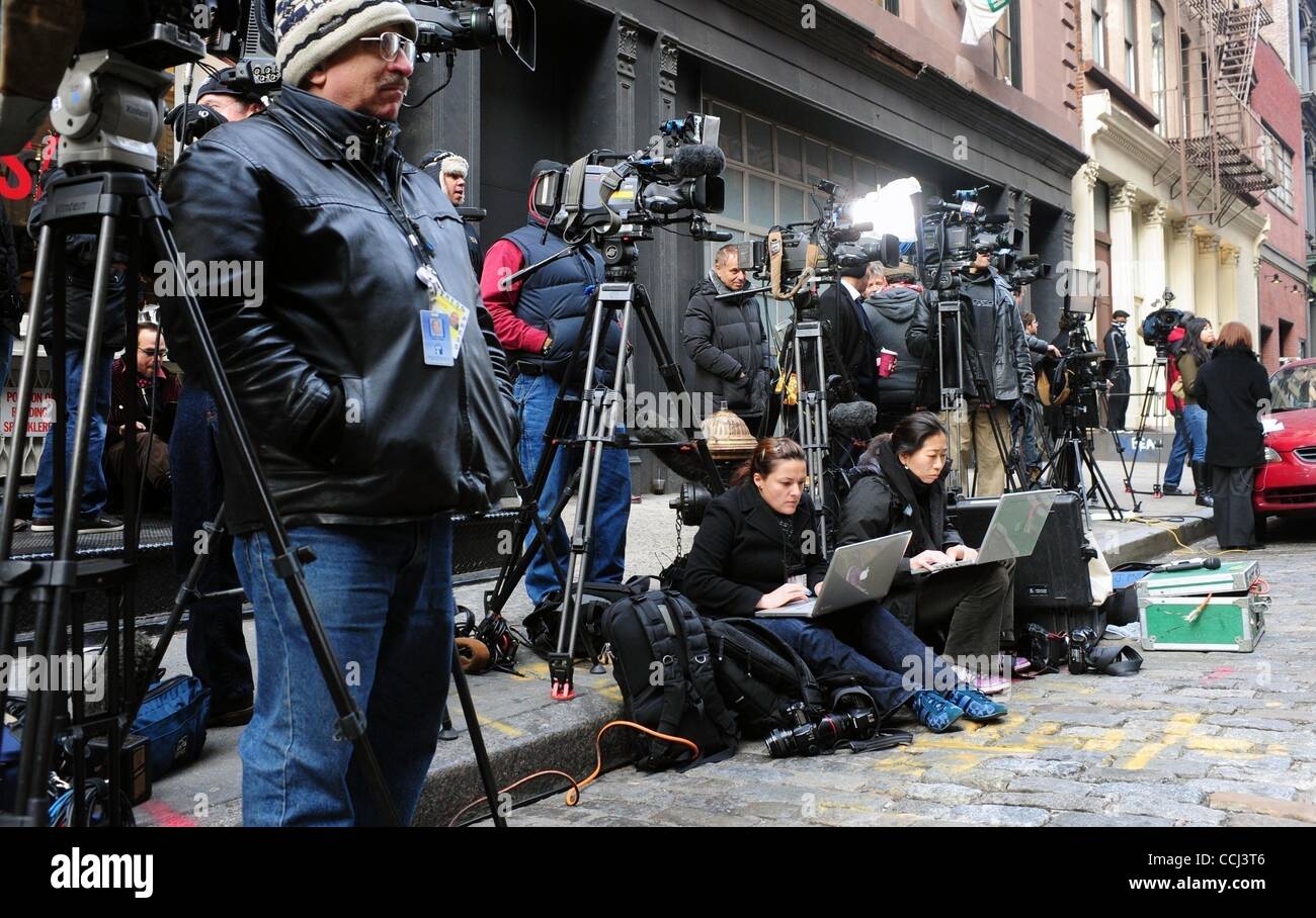 Crime scene unit nypd crime scene unit hi-res stock photography and ...