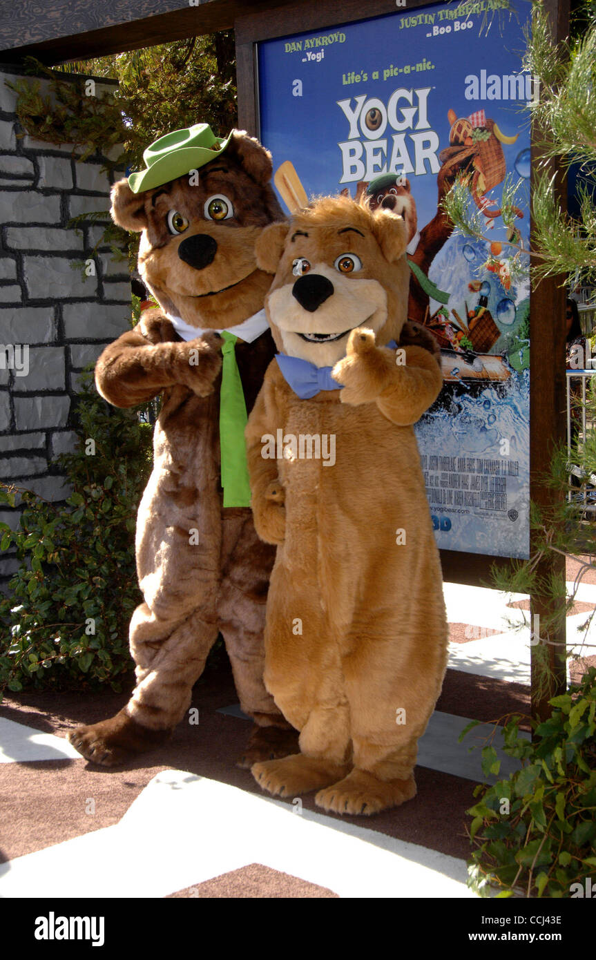Boo boo yogi bear los hi-res stock photography and images - Alamy