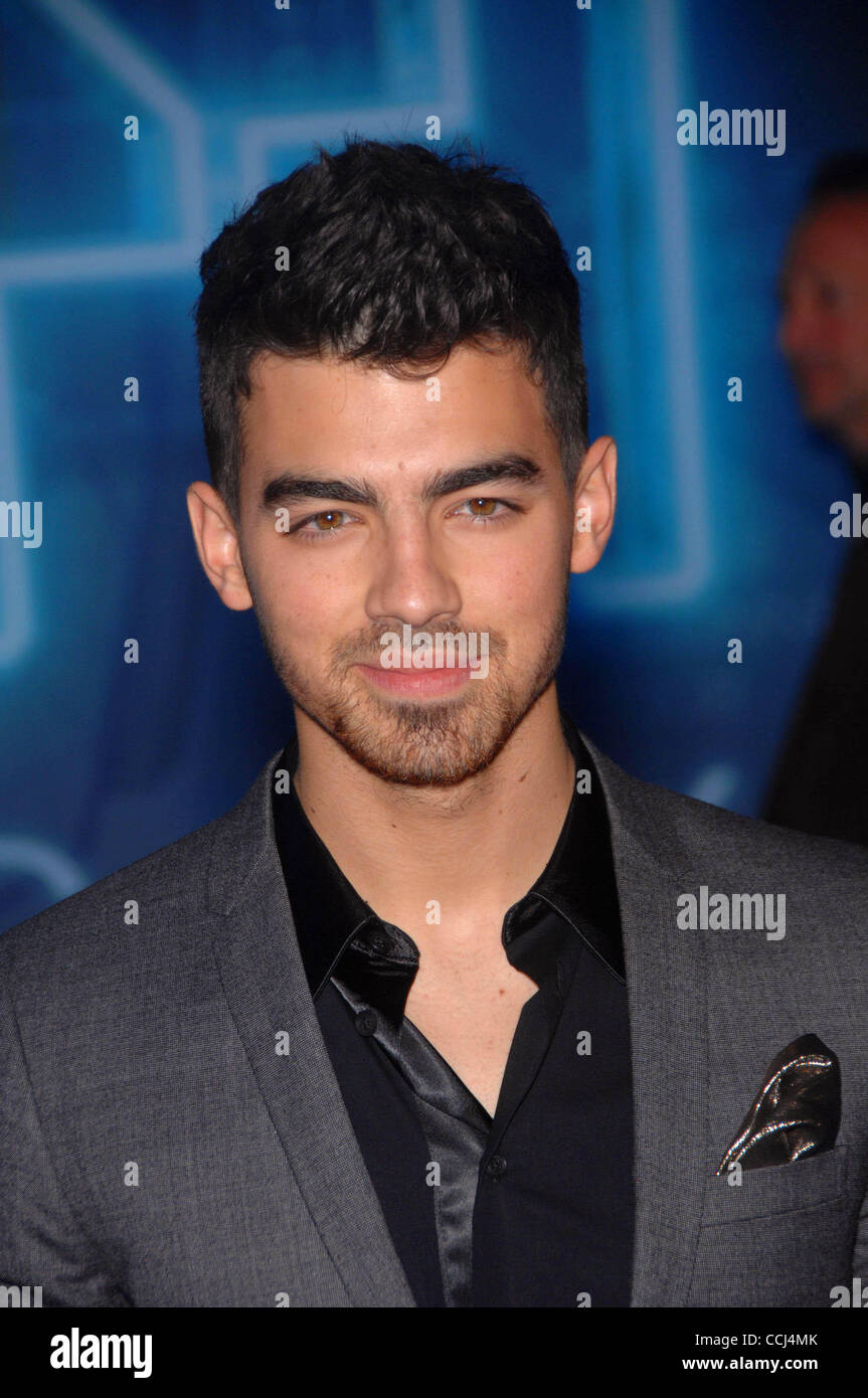 Joe jonas 2010 tron hi-res stock photography and images - Alamy