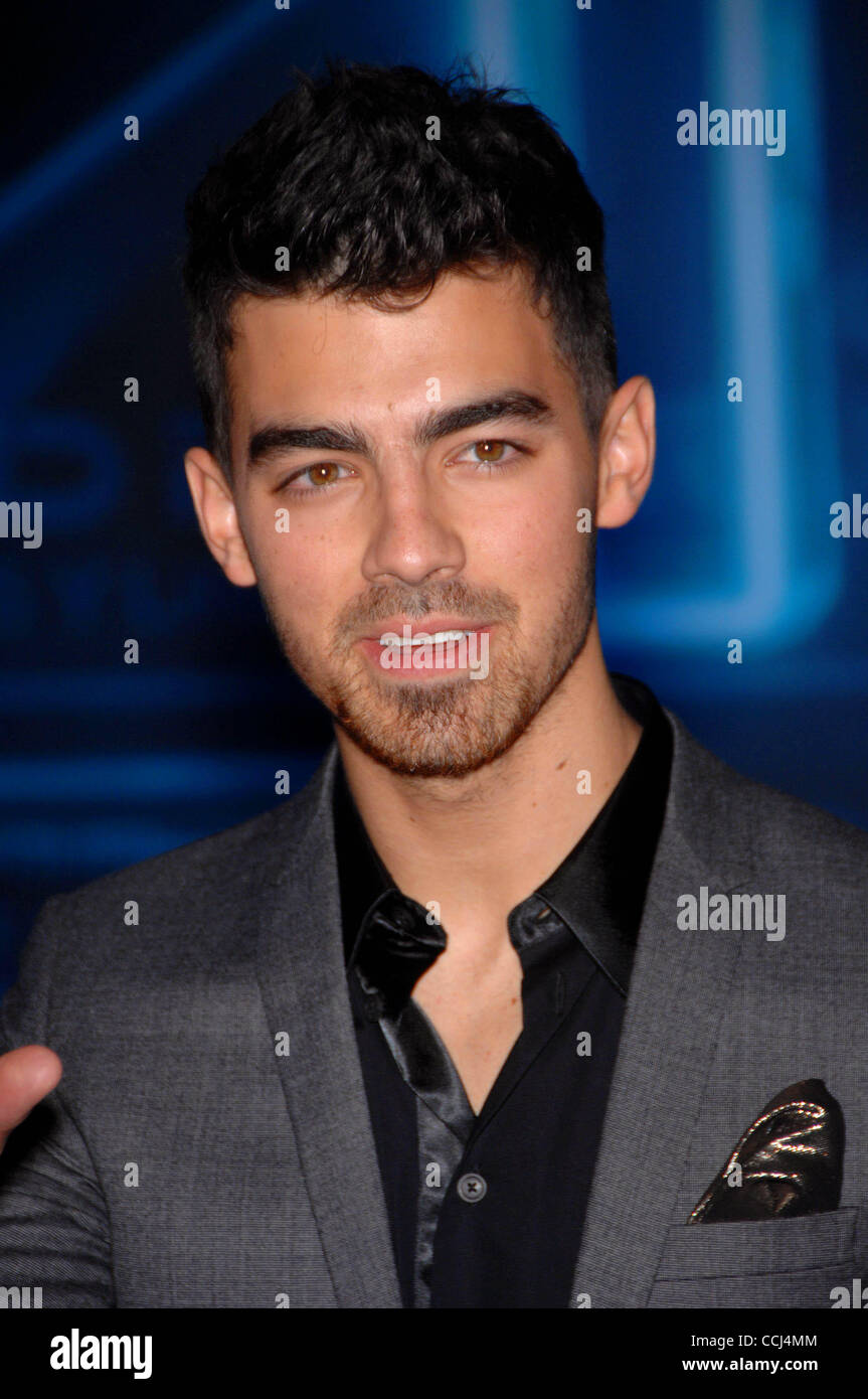 Joe jonas 2010 tron hi-res stock photography and images - Alamy