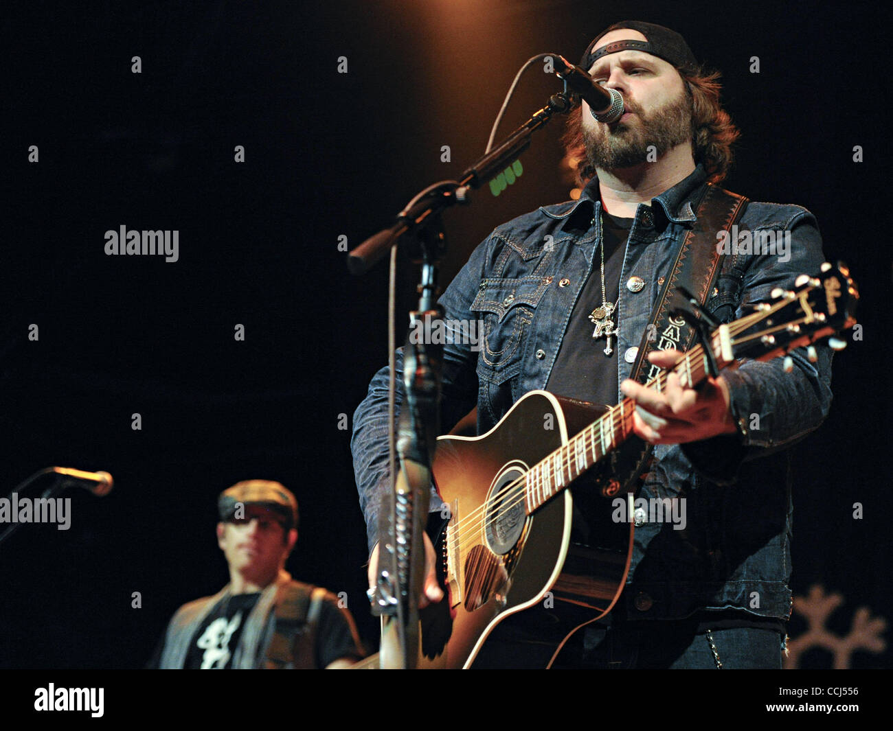 Dec. 12, 2010 - Covington, Kentucky, U.S - RANDY HOUSER performs at the ...