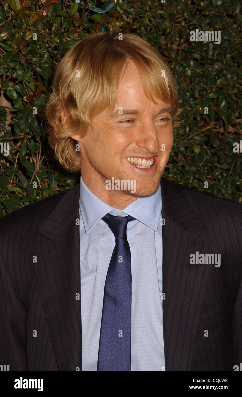 Owen wilson how do you know premiere hi-res stock photography and ...