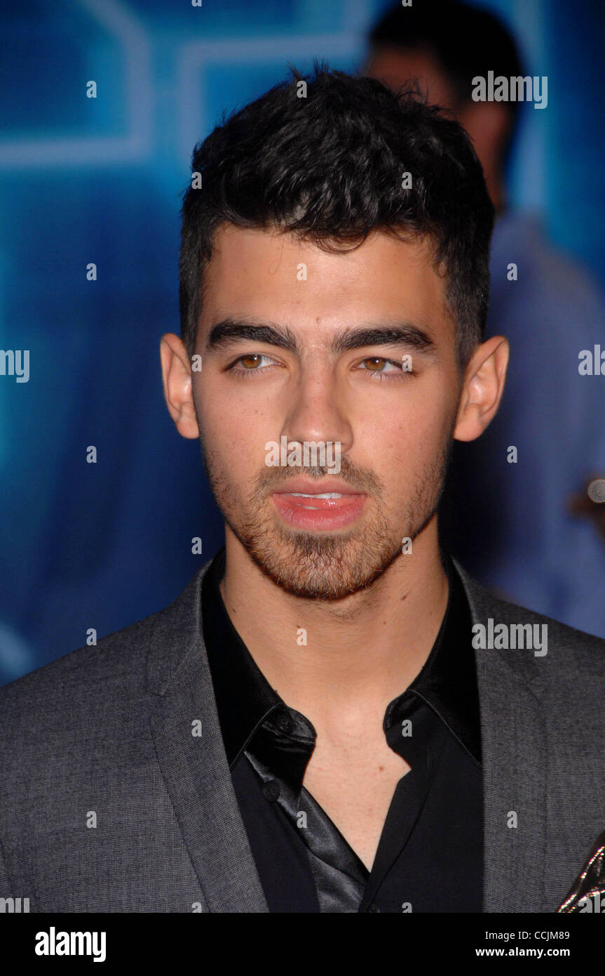 Joe jonas 2010 tron hi-res stock photography and images - Alamy