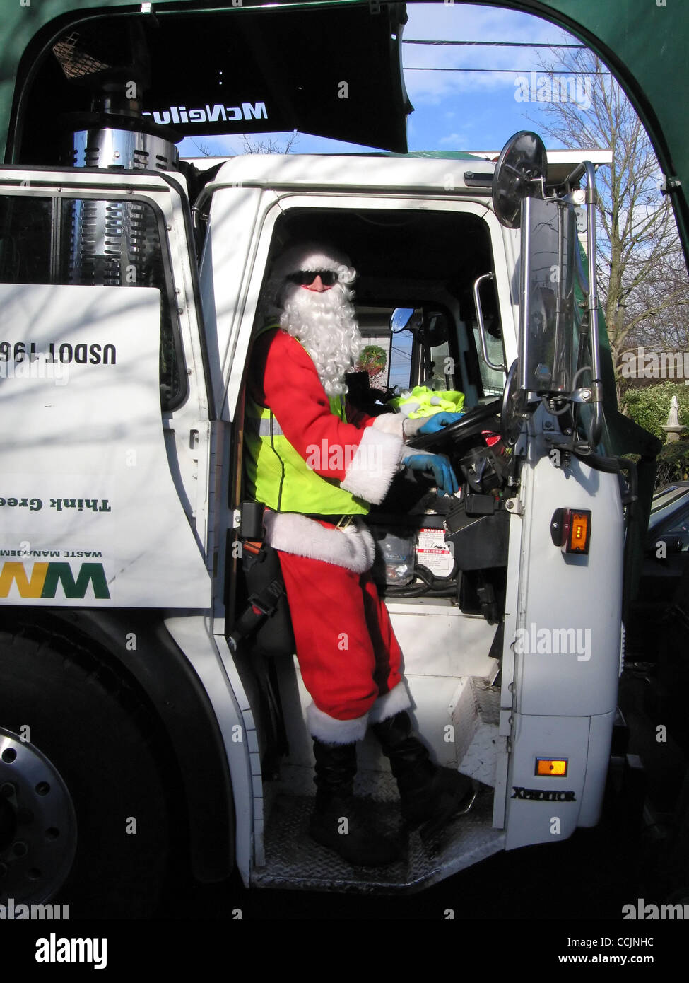 Dec. 13, 2010 - Seattle, Washington, USA - NIC GREER, dressed as Santa ...