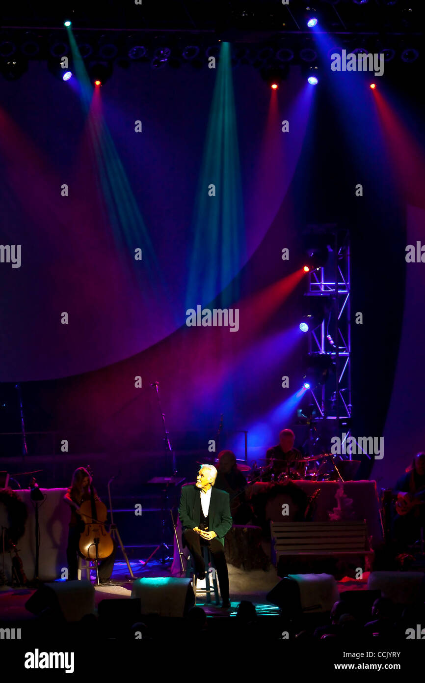 Dec. 06, 2010 - Ottawa, Ontario, Canada - Legendary country singer ...