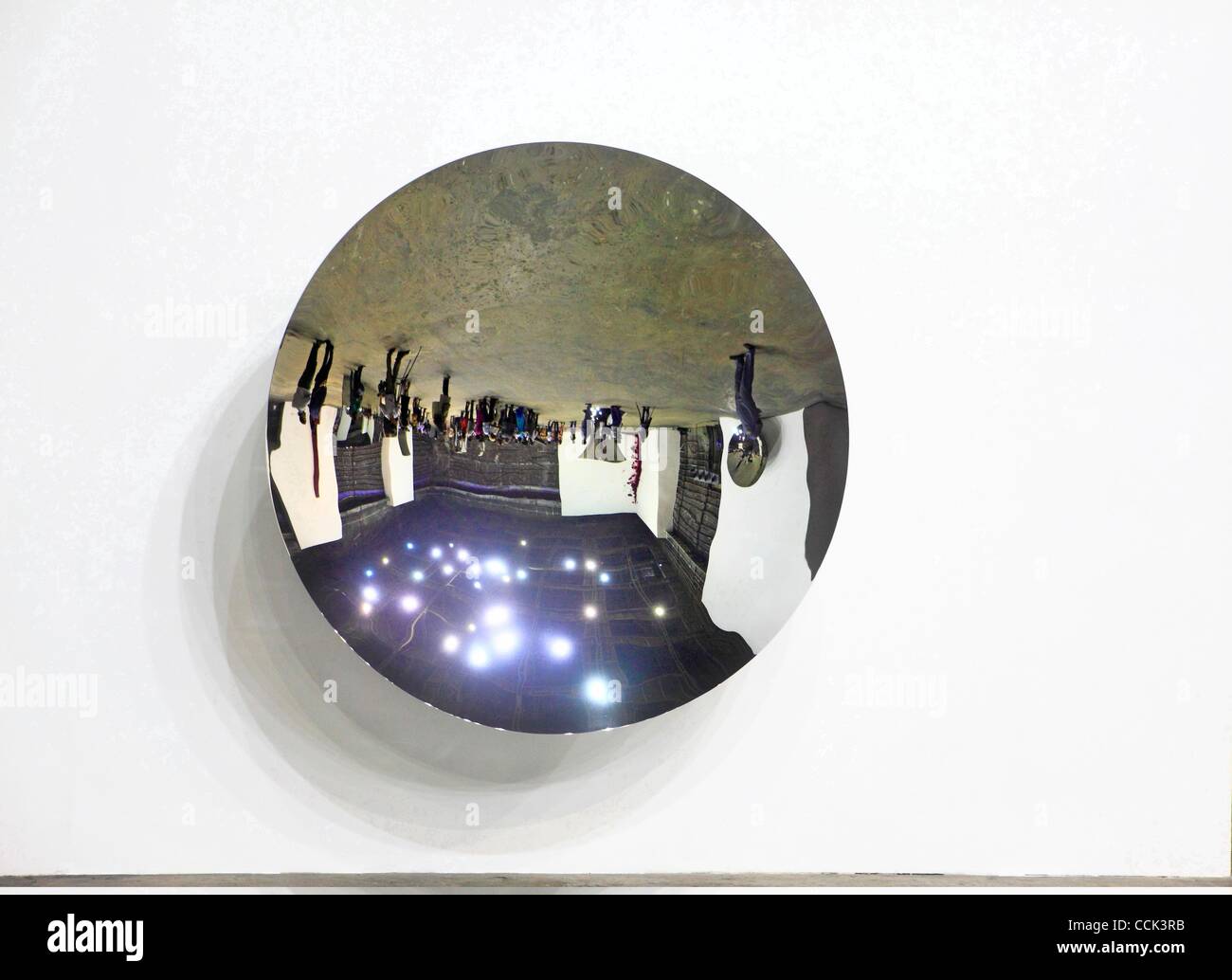 Nov 29, 2010 - Mumbai, India - Highly reflective sculpture made by ...