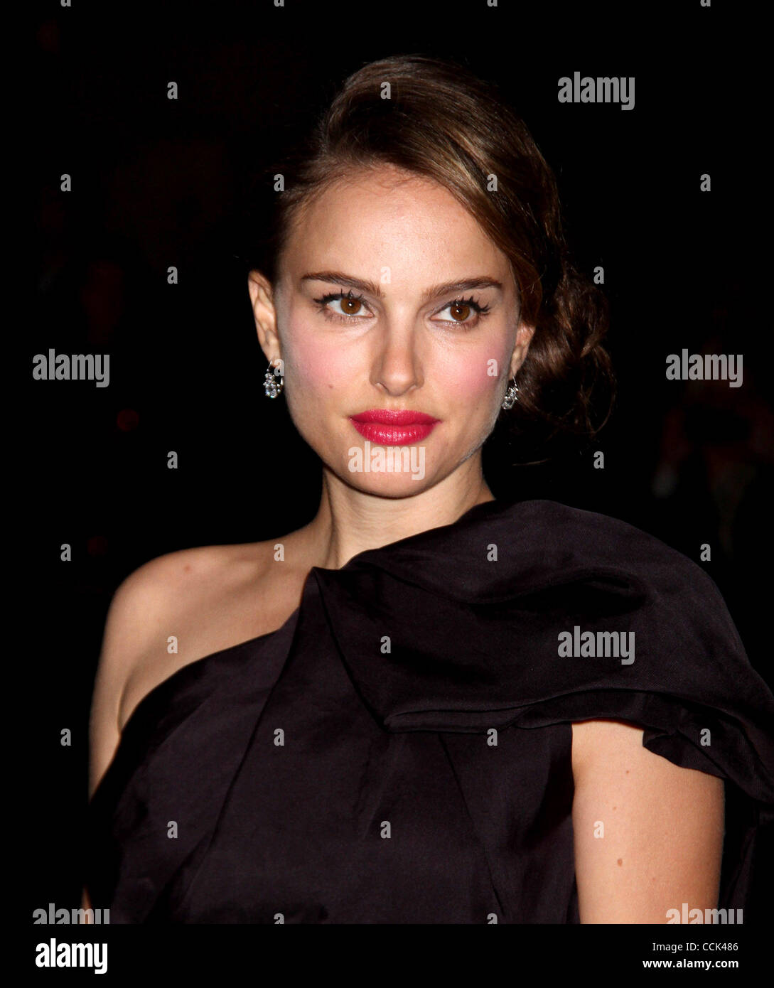 Nov. 29, 2010 - New York, New York, U.S. - Actress NATALIE PORTMAN ...