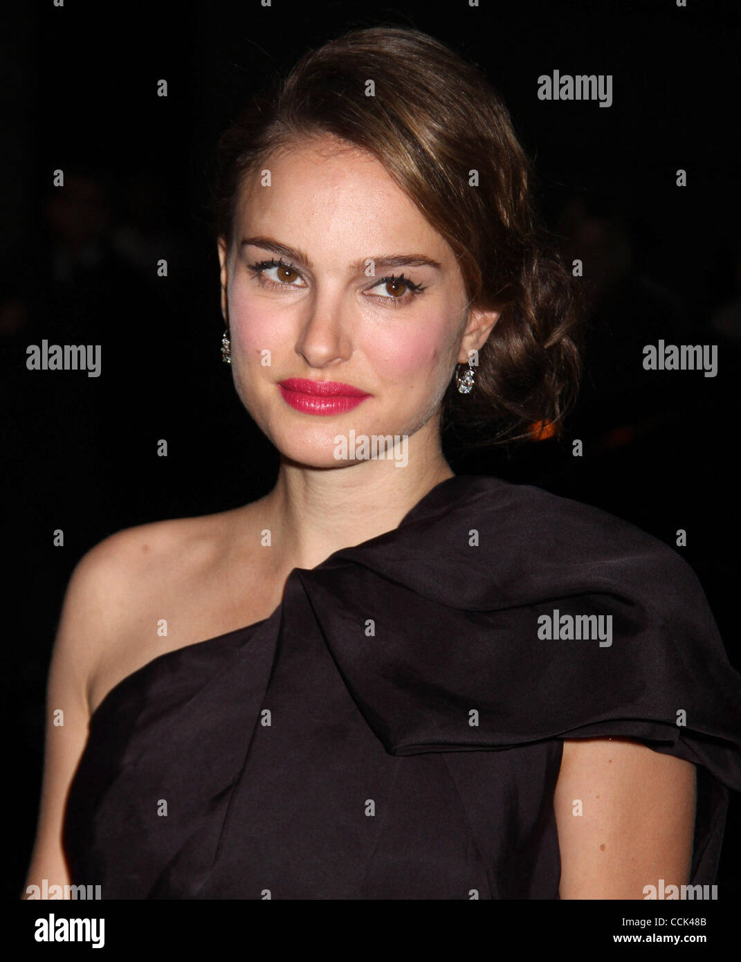 Nov. 29, 2010 - New York, New York, U.S. - Actress NATALIE PORTMAN ...