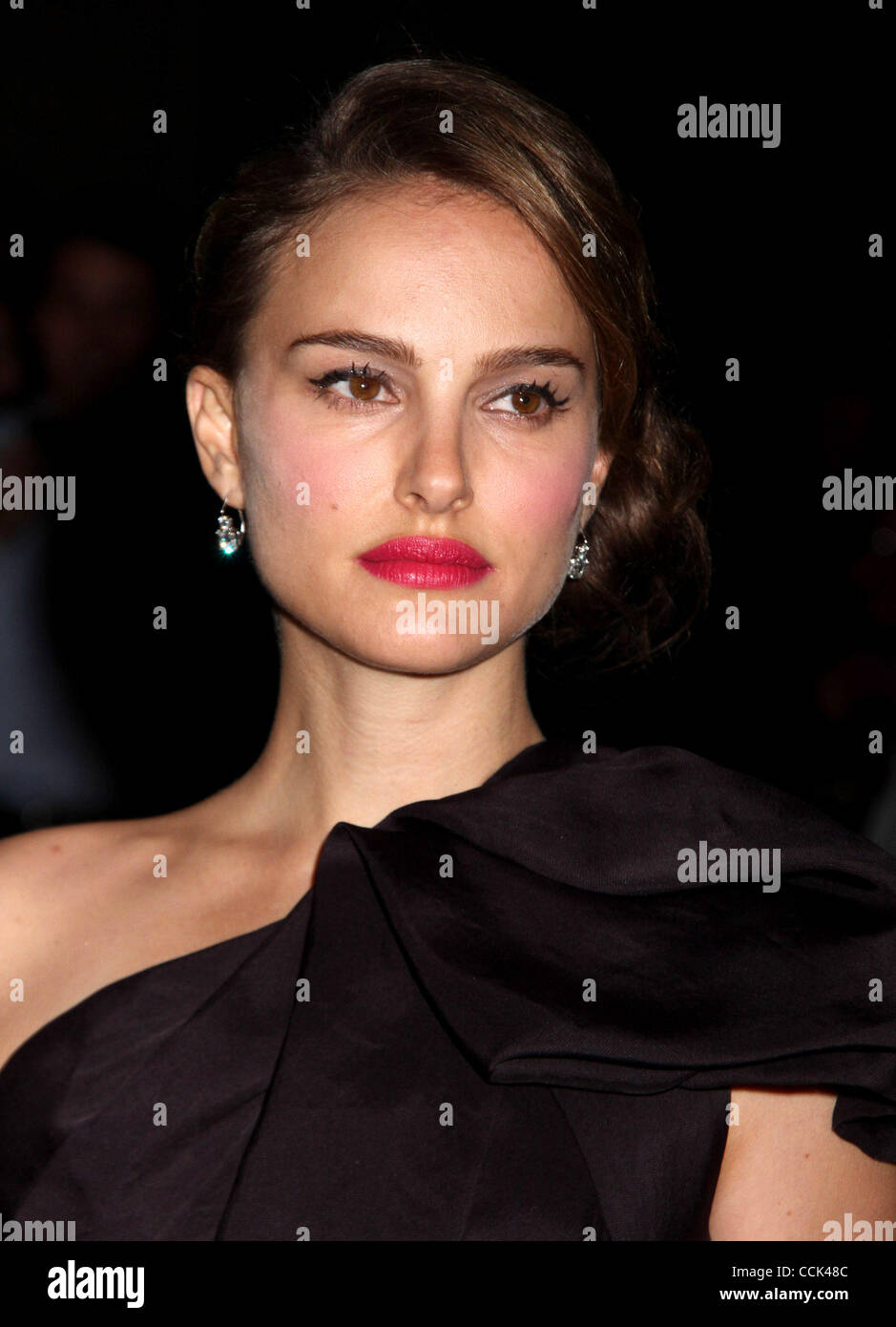 Nov. 29, 2010 - New York, New York, U.S. - Actress NATALIE PORTMAN ...