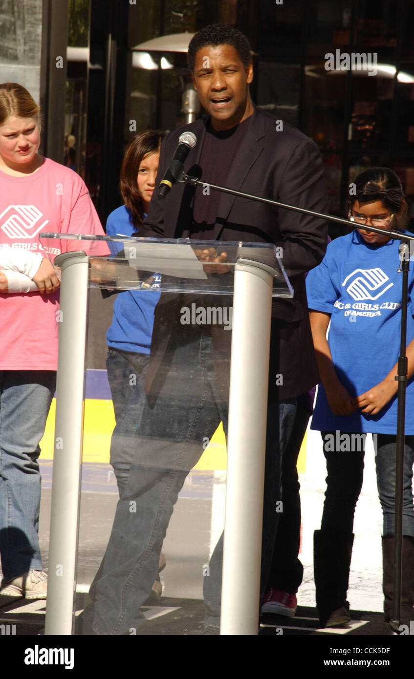 Denzel washington boys and girls club hi-res stock photography and ...