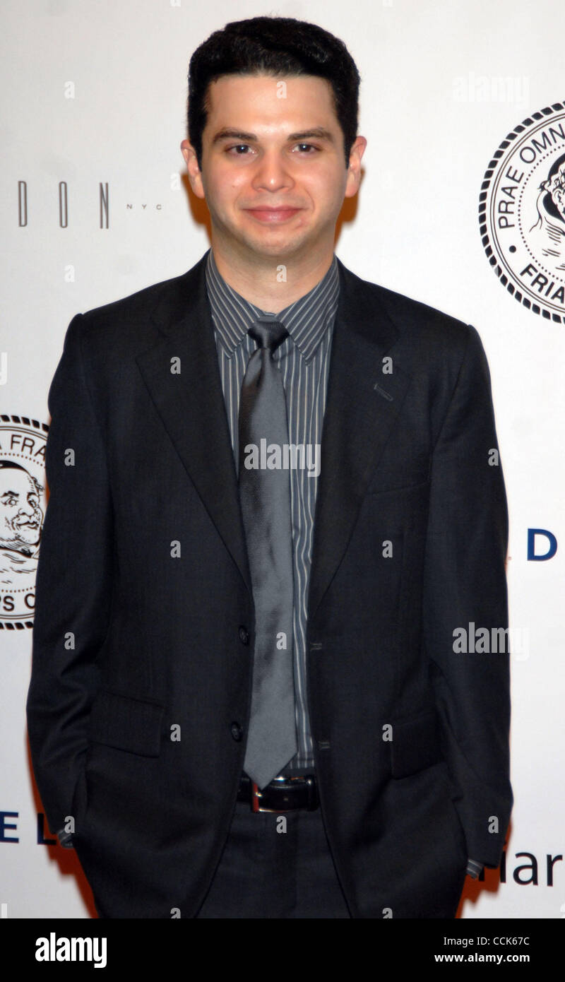 Dec 01,2010-New York, New York,USA SAM LEVINE attends the Quentin ...