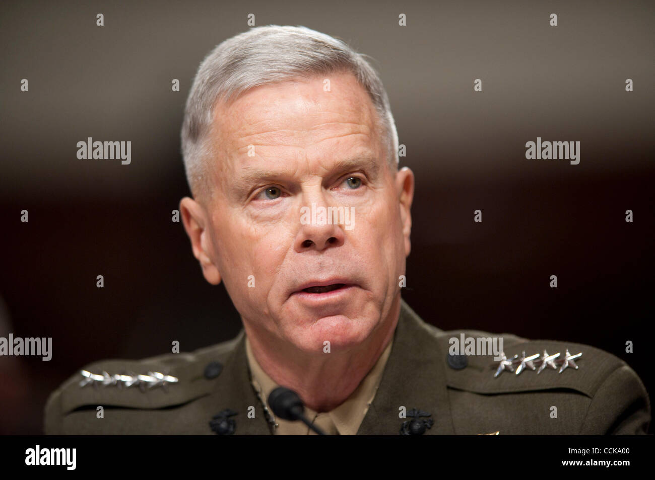 Marine corps review hi-res stock photography and images - Alamy