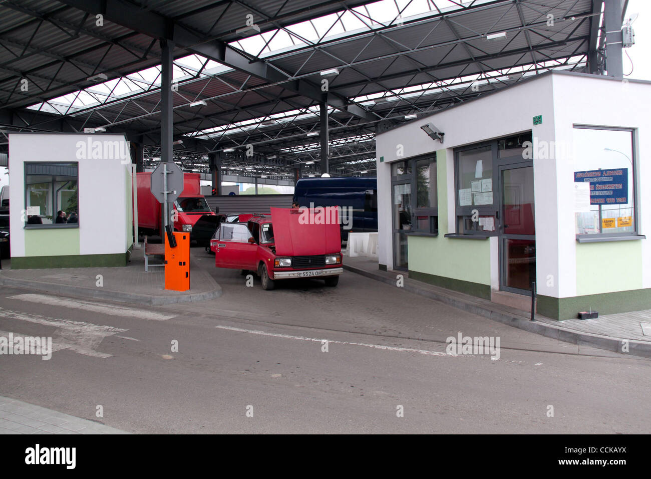 Poland / Ukraine Border at Medyka border post in Poland. Cars crossing ...