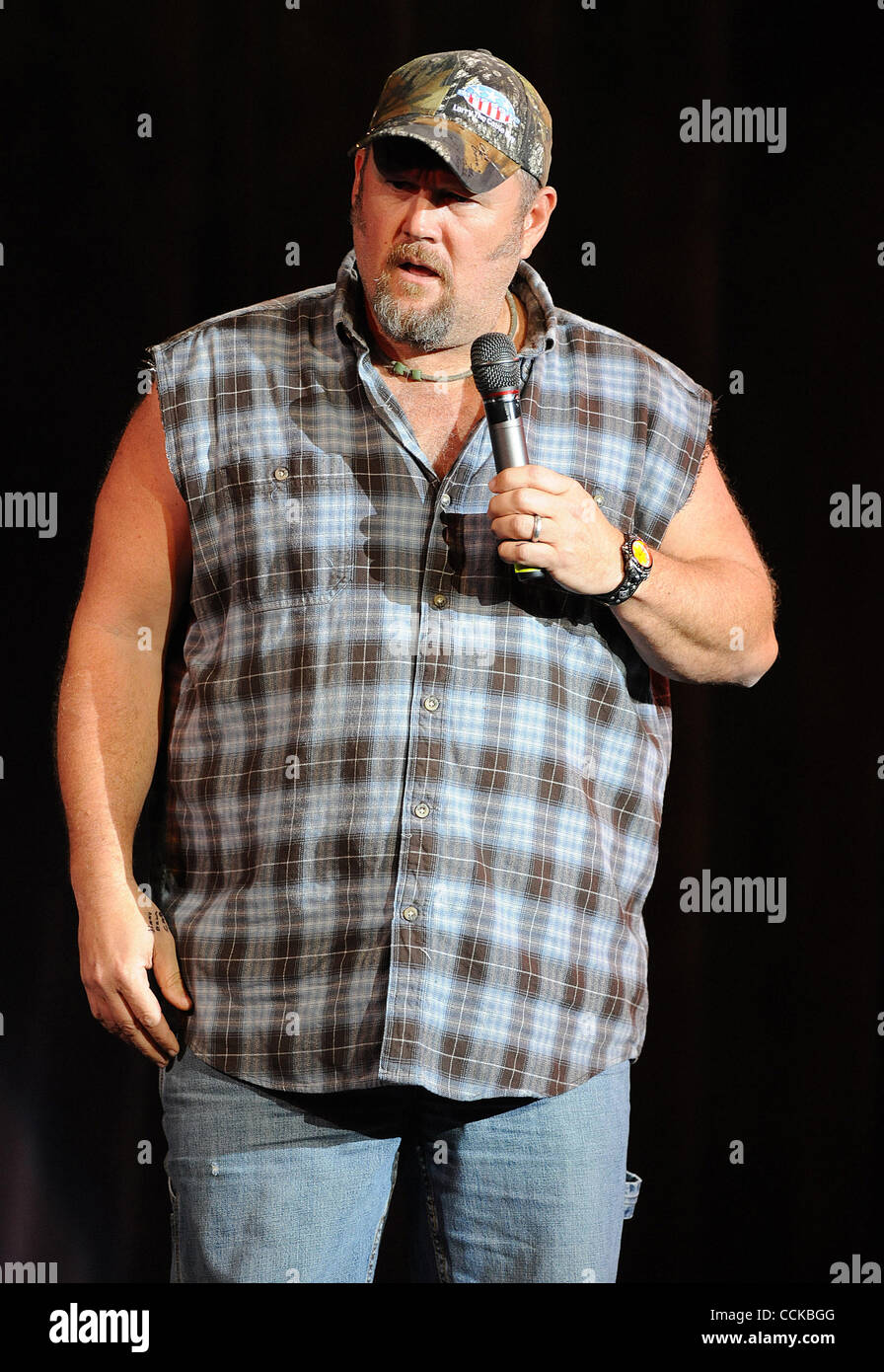 Nov 21, 2010 - Myrtle Beach, South Carolina; USA - Comedian LARRY THE ...