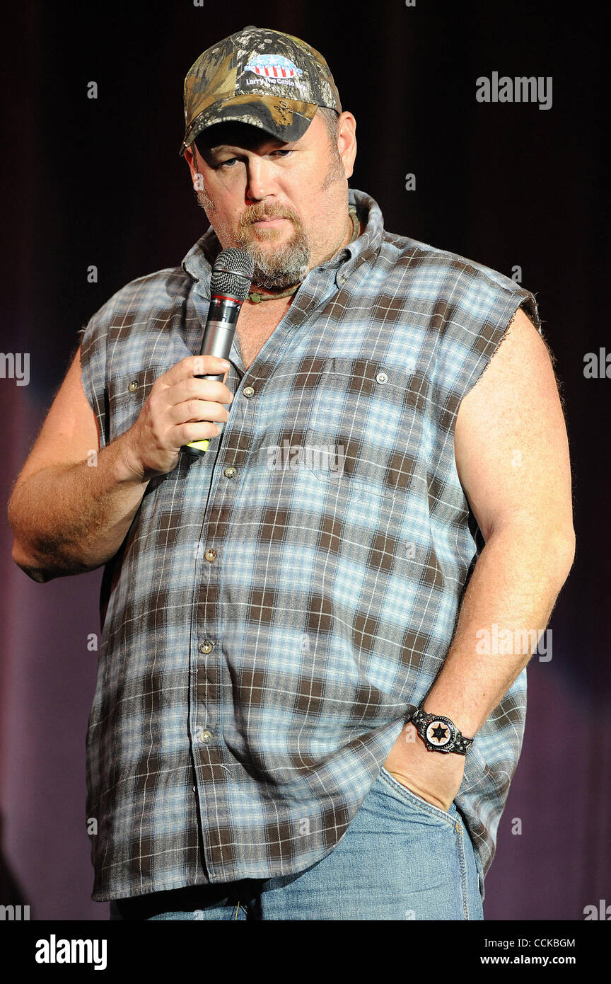 Nov 21, 2010 - Myrtle Beach, South Carolina; USA - Comedian LARRY THE ...