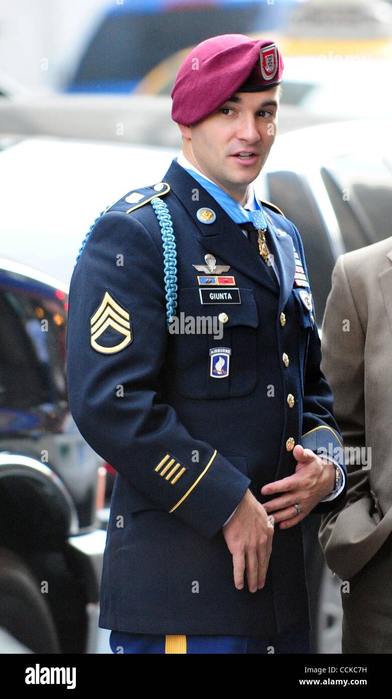 Nov. 22, 2010 - Manhattan, New York, U.S. - Congressional Medal of ...