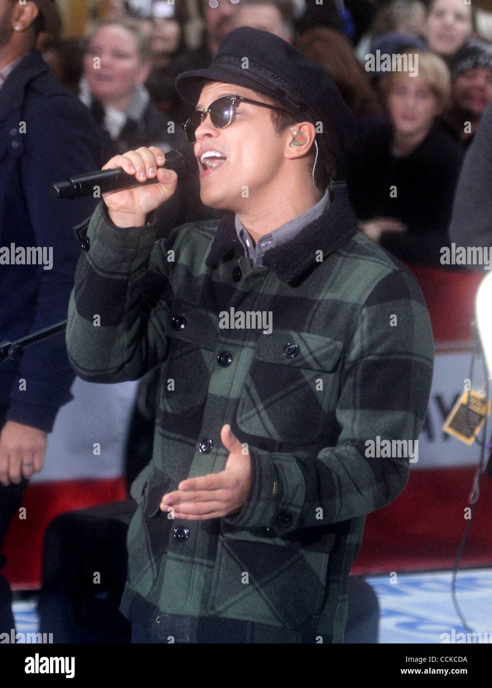 Nov. 22, 2010 - New York, New York, U.S. - Singer BRUNO MARS performs ...