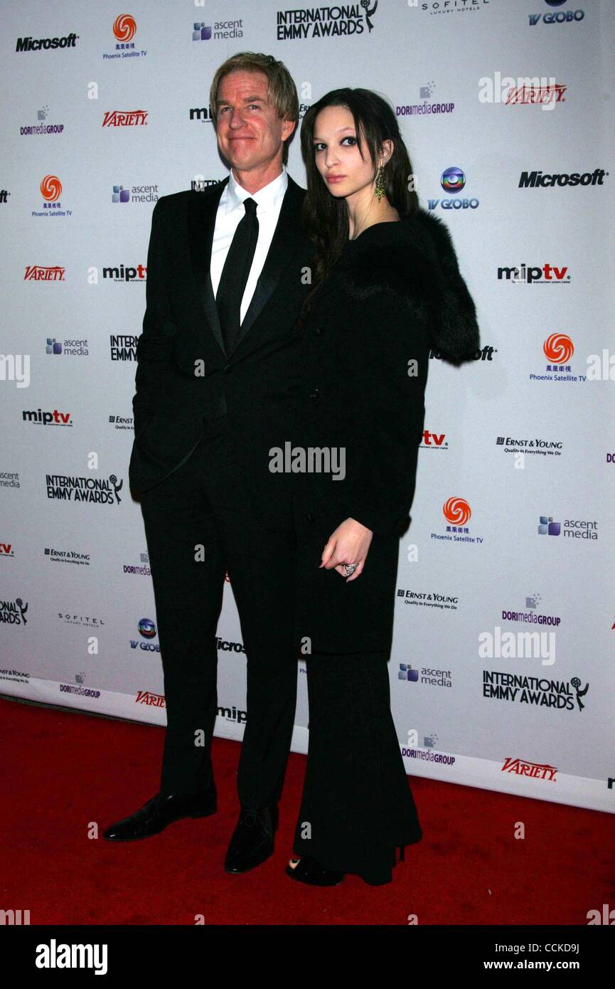 Modine globe hi-res stock photography and images - Alamy