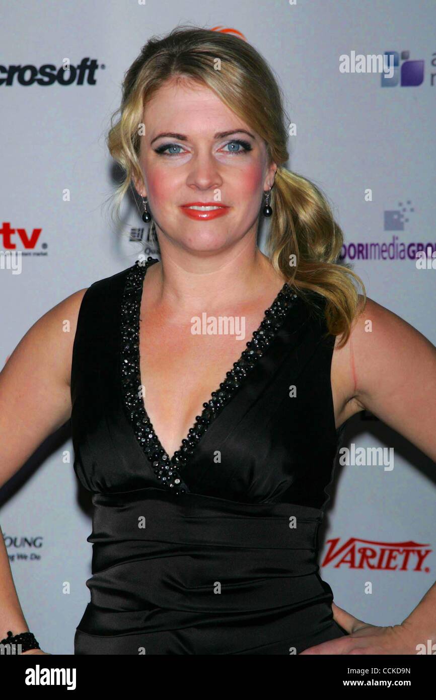 Nov. 22, 2010 - New York, New York, U.S. - MELISSA JOAN HART arrives ...