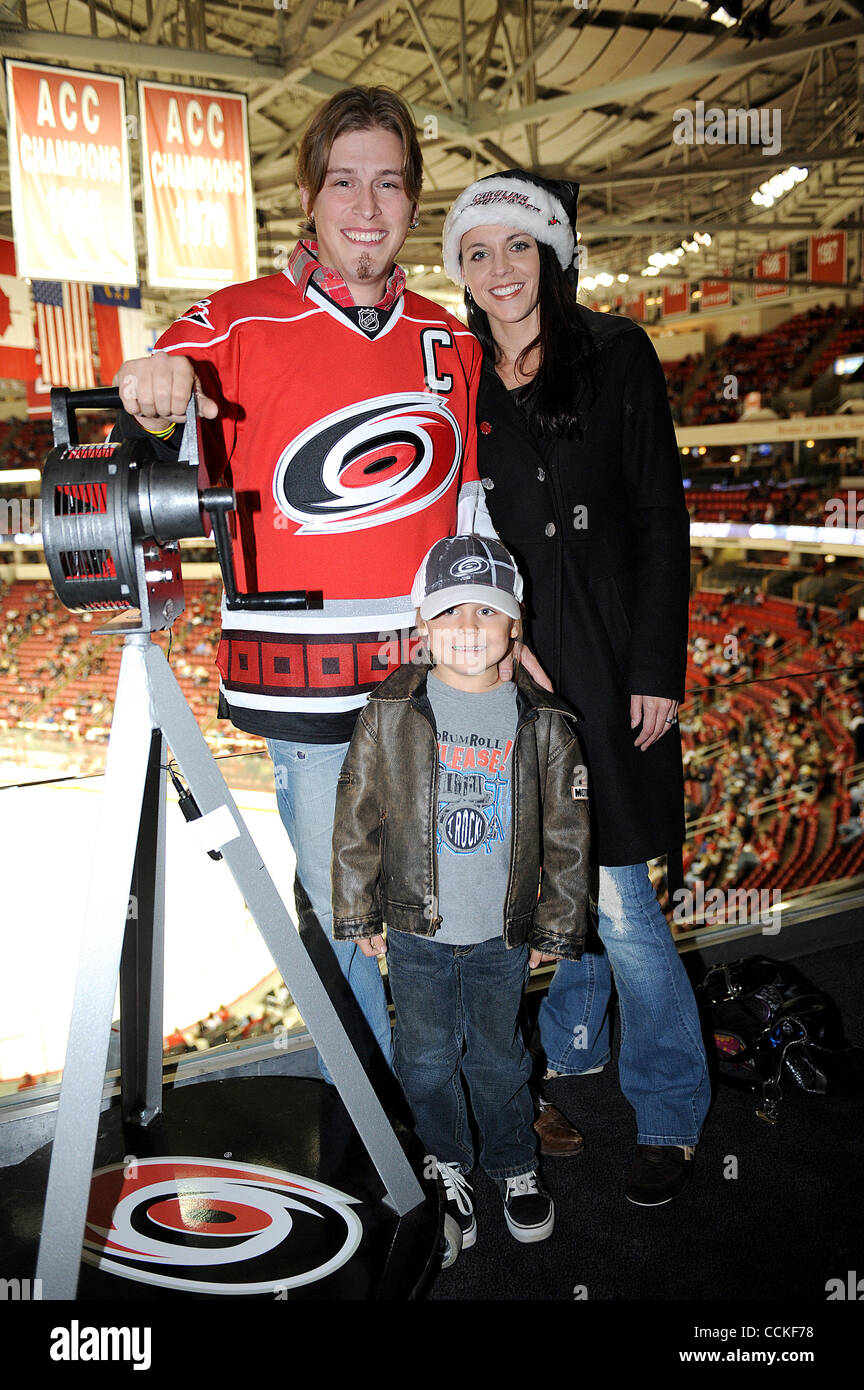 Nov 24, 2010 - Raleigh, North Carolina; USA - Musician JASON MICHAEL ...