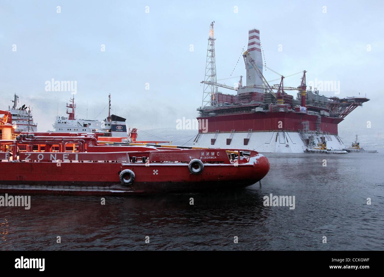 Nov 27, 2010 - Murmansk, Russia - First Russian Offshore Oil Rig ...