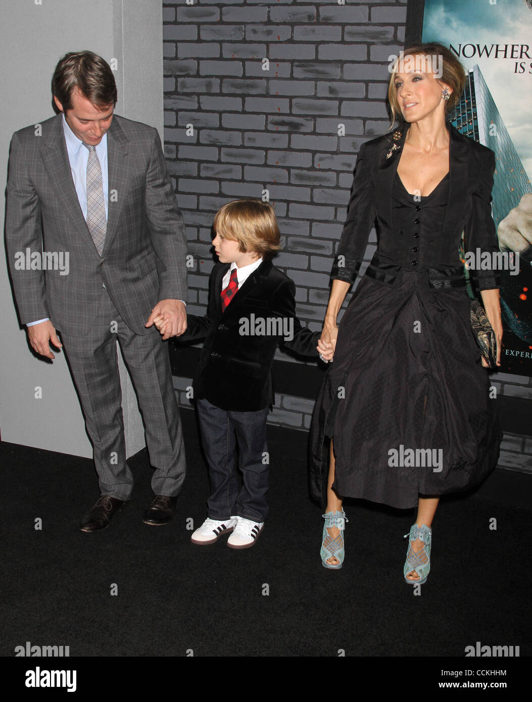 Nov. 15, 2010 - New York, NY, U.S - Actor Matthew Broderick, James ...