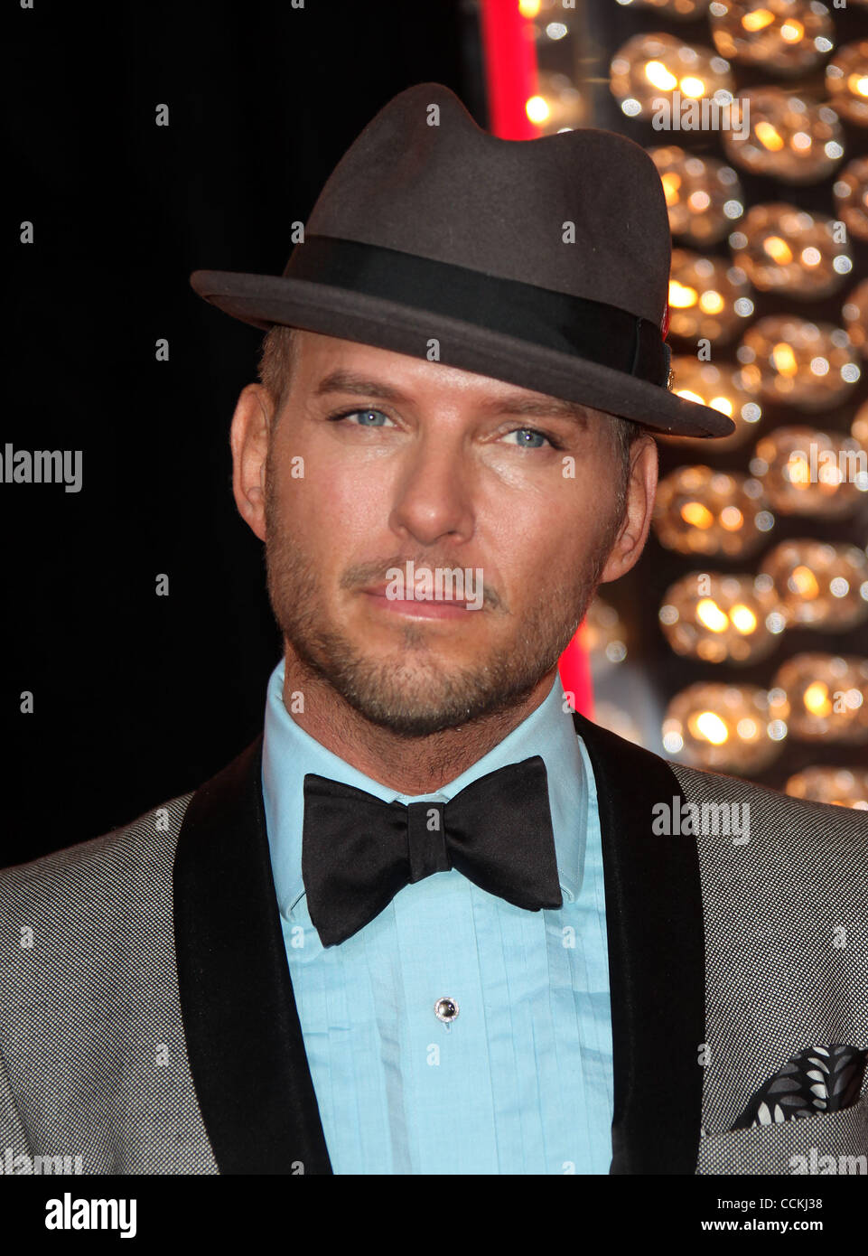 MATT GOSS arrives for the premiere of the film 'Burlesque' at the ...
