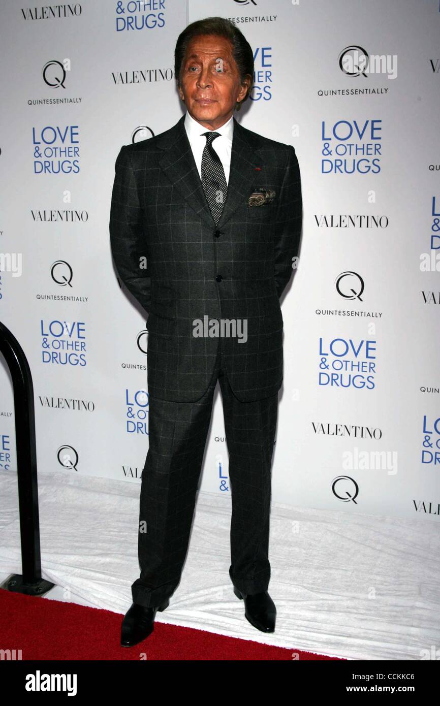 Nov. 16, 2010 - New York, New York, U.S. - VALENTINO arrives for the ...