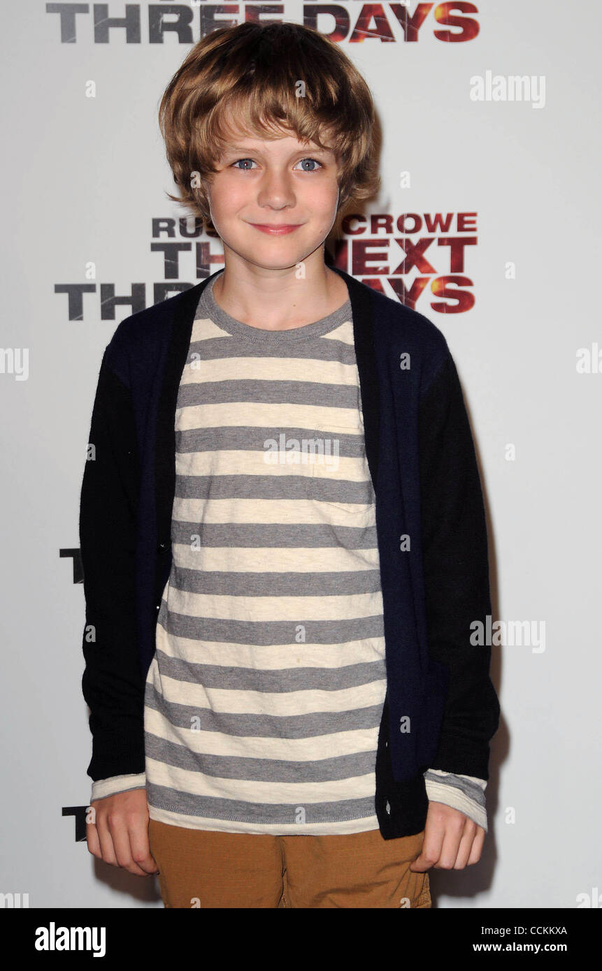 Nov. 16, 2010 - Los Angeles, California, U.S. - Ty Simpkins Attending ...