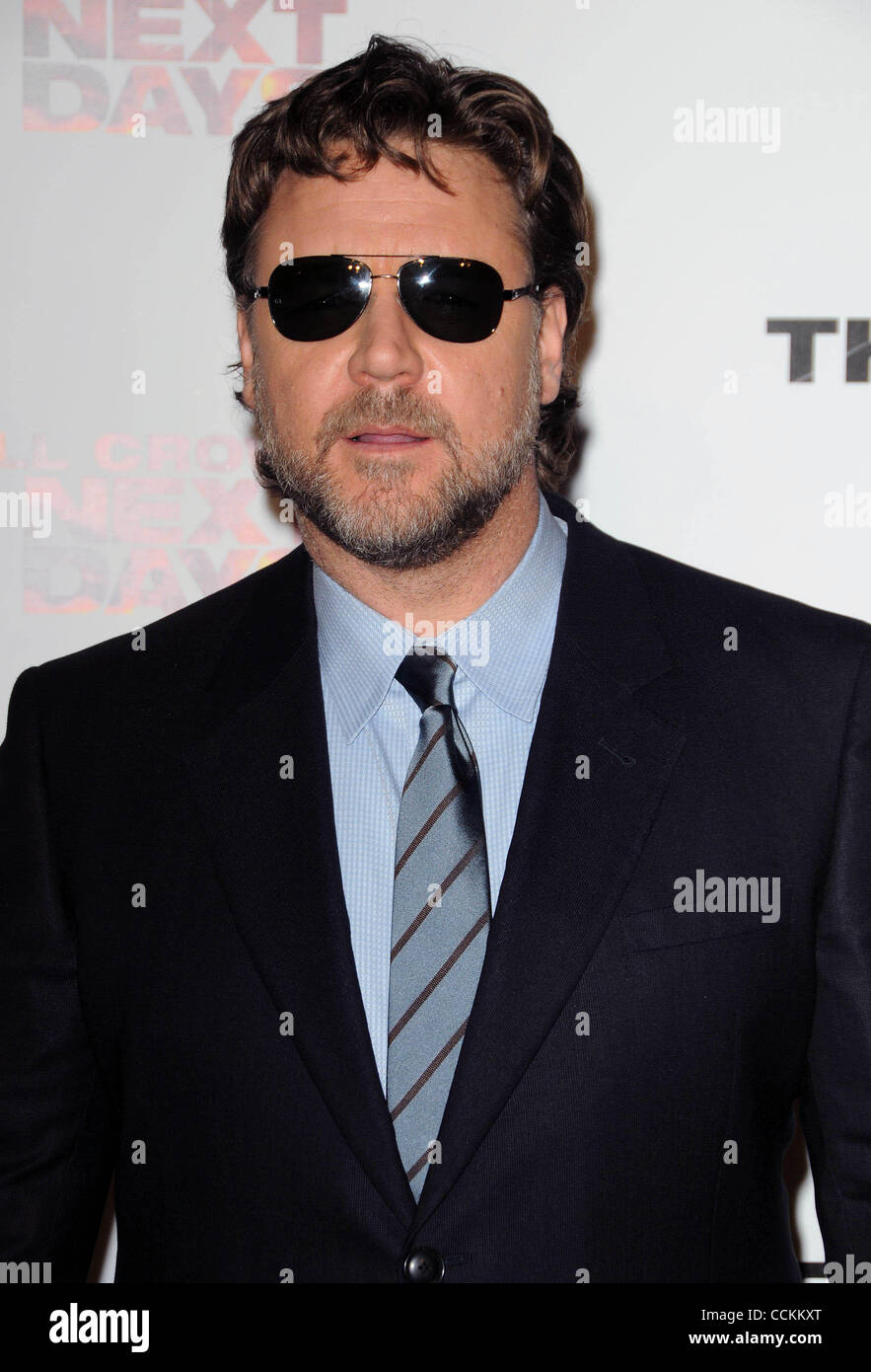 Nov. 16, 2010 - Los Angeles, California, U.S. - Russell Crowe Attending ...