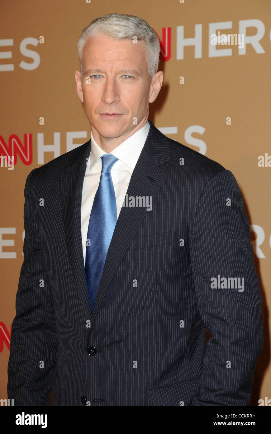 Nov. 20, 2010 - Los Angeles, California, U.S. - Anderson Cooper ...