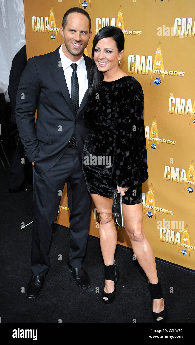 Nov 10, 2010 - Nashville, Tennessee; USA - Singer SARA EVANS and her ...