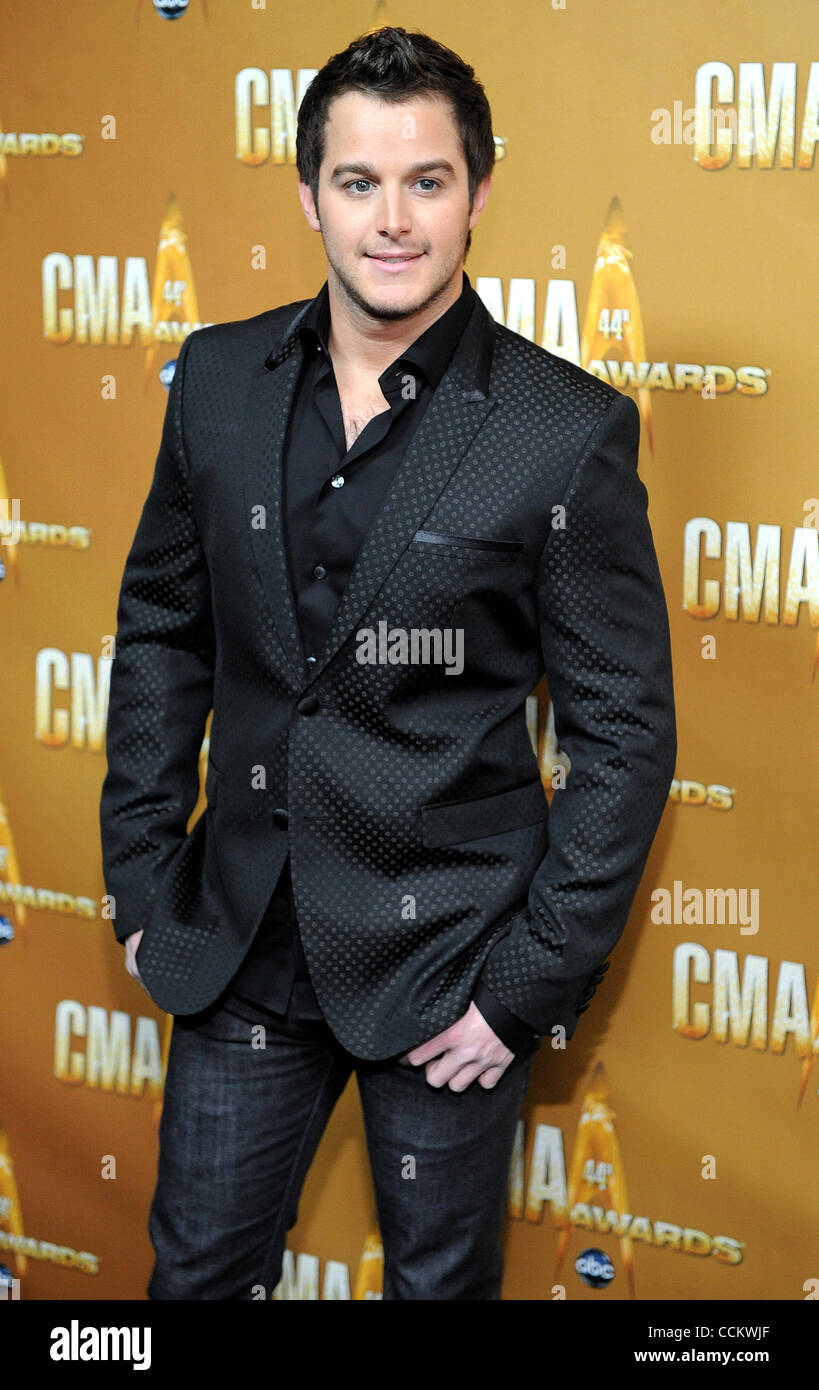 Nov 10, 2010 - Nashville, Tennessee; USA - Singer EASTON CORBIN arrives ...