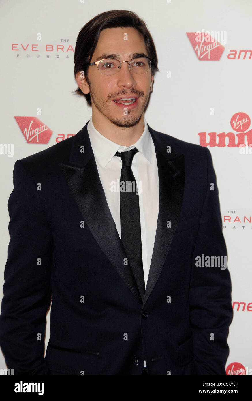 Nov. 11, 2010 - Los Angeles, California, U.S. - Justin Long Attending ...