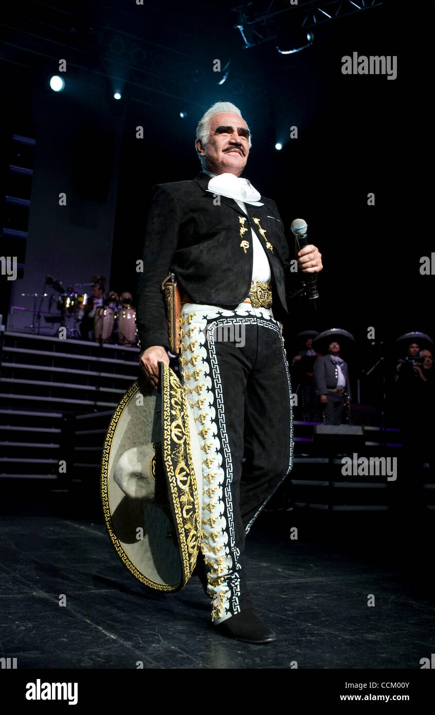 Nov 12, 2010 - Los Angeles, California, U.S. - Legendary Mexican ...