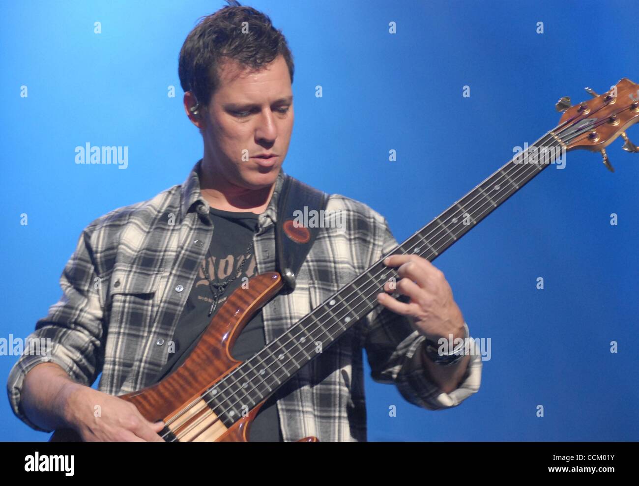 Nov 12, 2010 - New York, New York, U.S. - Dave Mathews Band performing ...