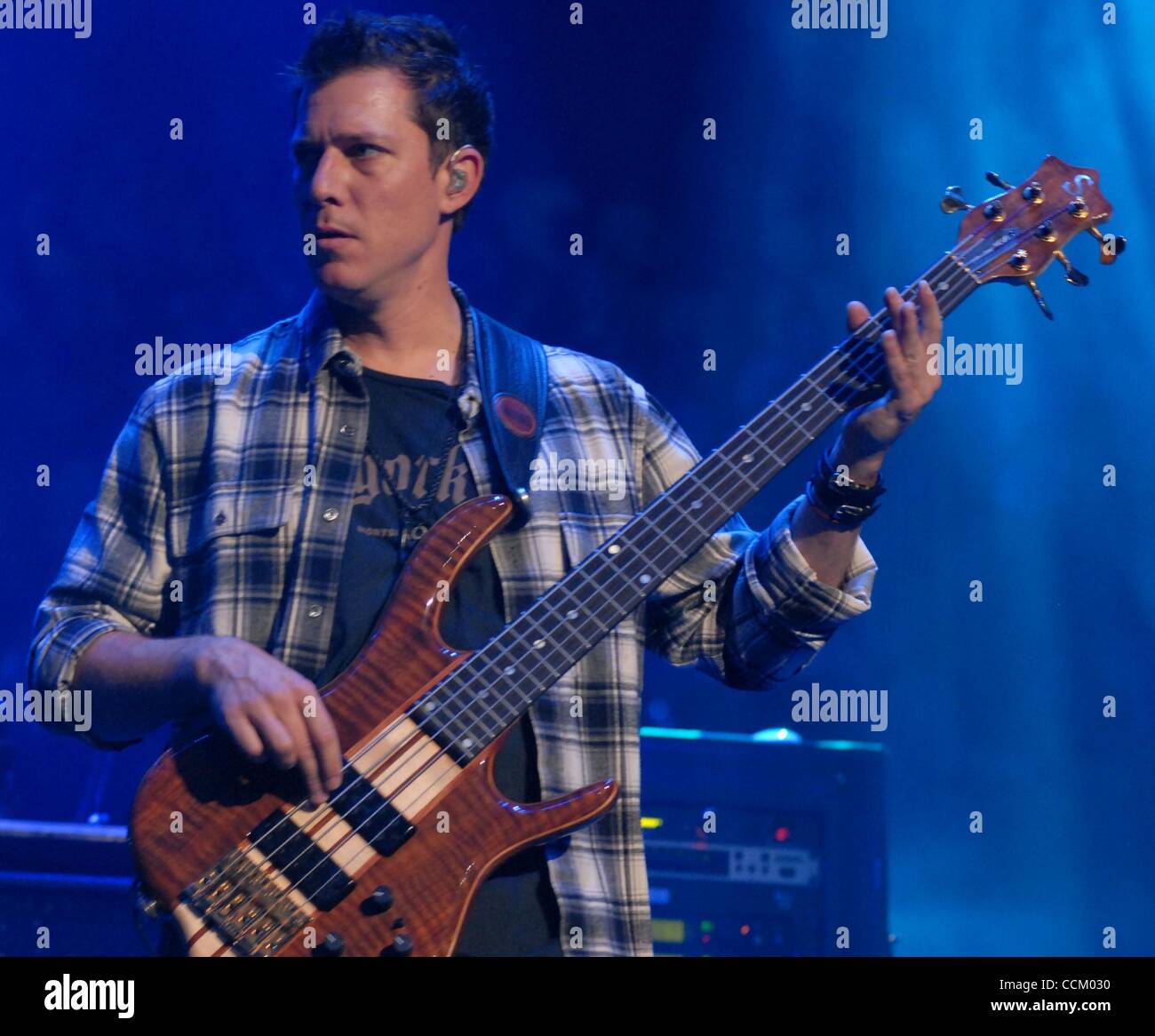 Dave mathews hi-res stock photography and images - Alamy