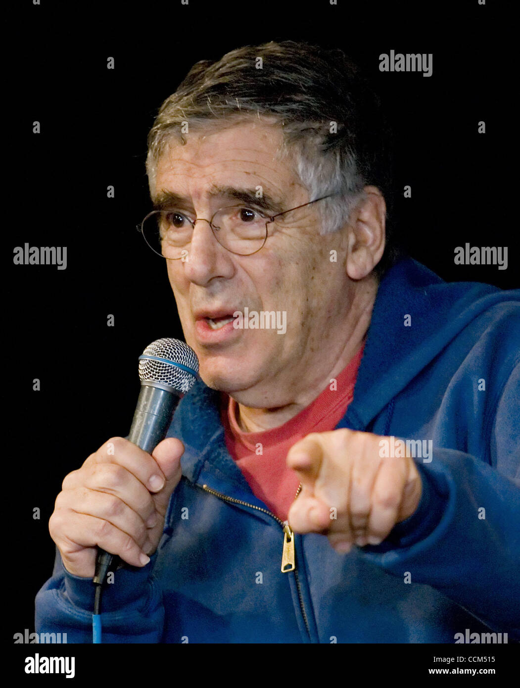 Elliott gould during hi-res stock photography and images - Alamy