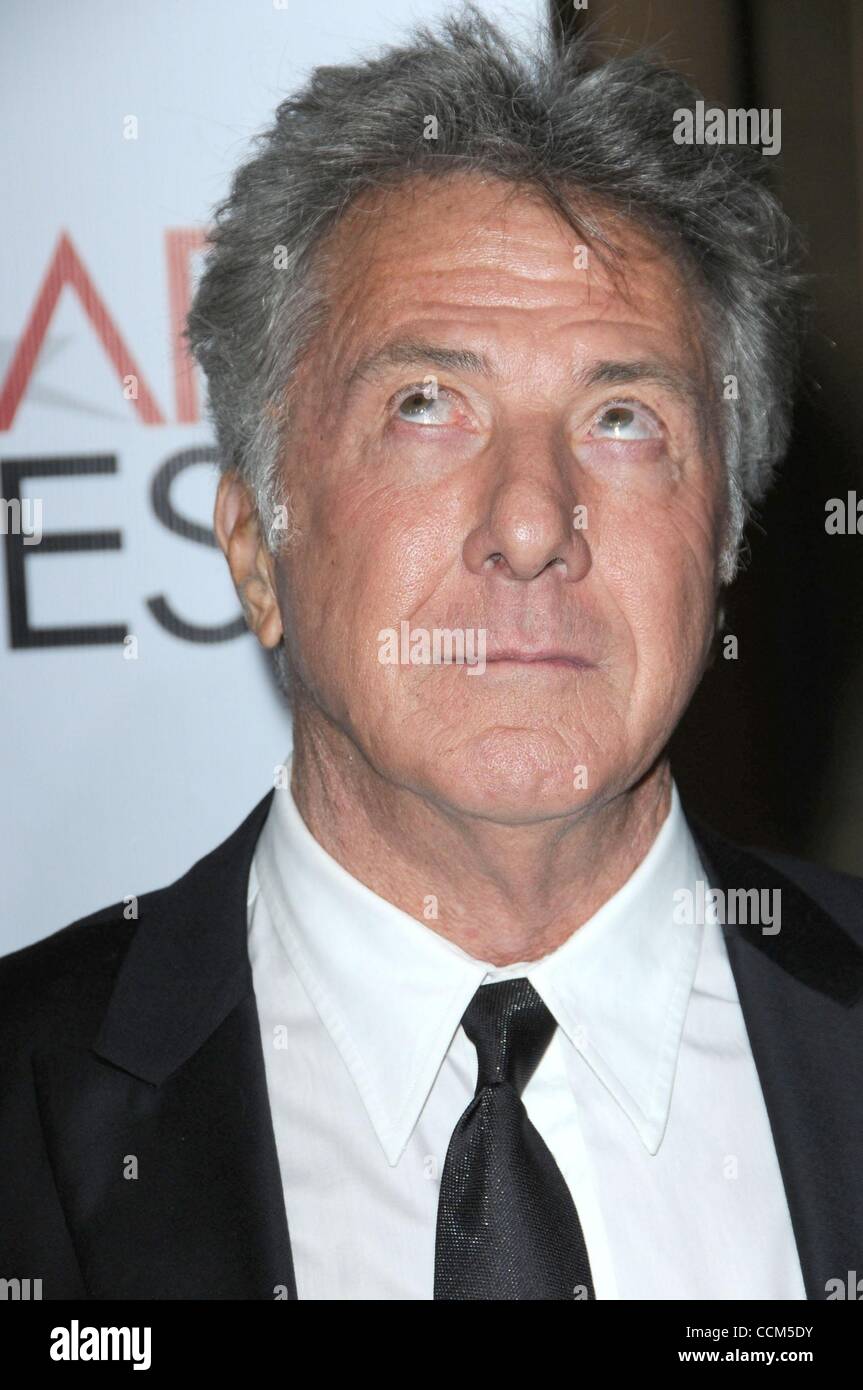 Nov 06, 2010 - Los Angeles, California, USA - Actor DUSTIN HOFFMAN at ...