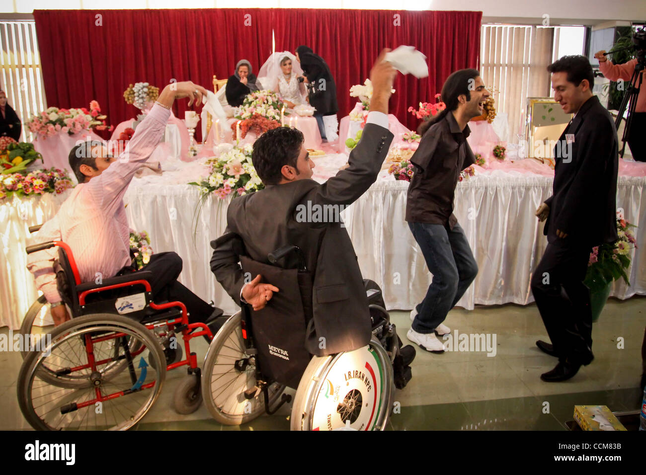 Residents of Kahrizak Charity Foundation dance during wedding party in ...