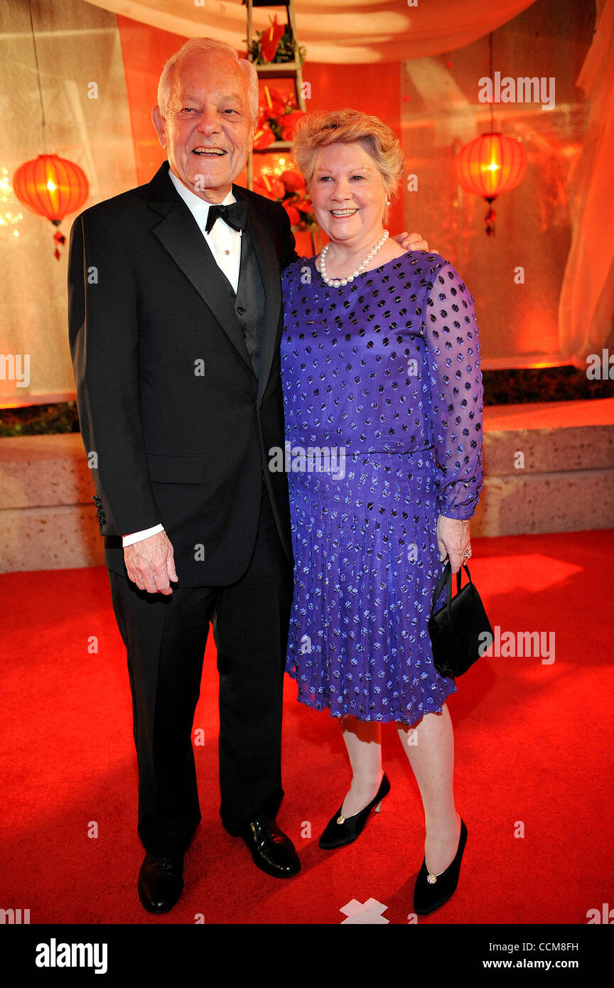 Nov 9, 2010 - Nashville, Tennessee; USA - News Anchor BOB SCHIEFFER ...