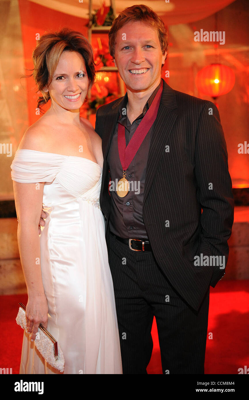 Nov 9, 2010 - Nashville, Tennessee; USA - Musician CRAIG MORGAN and his ...