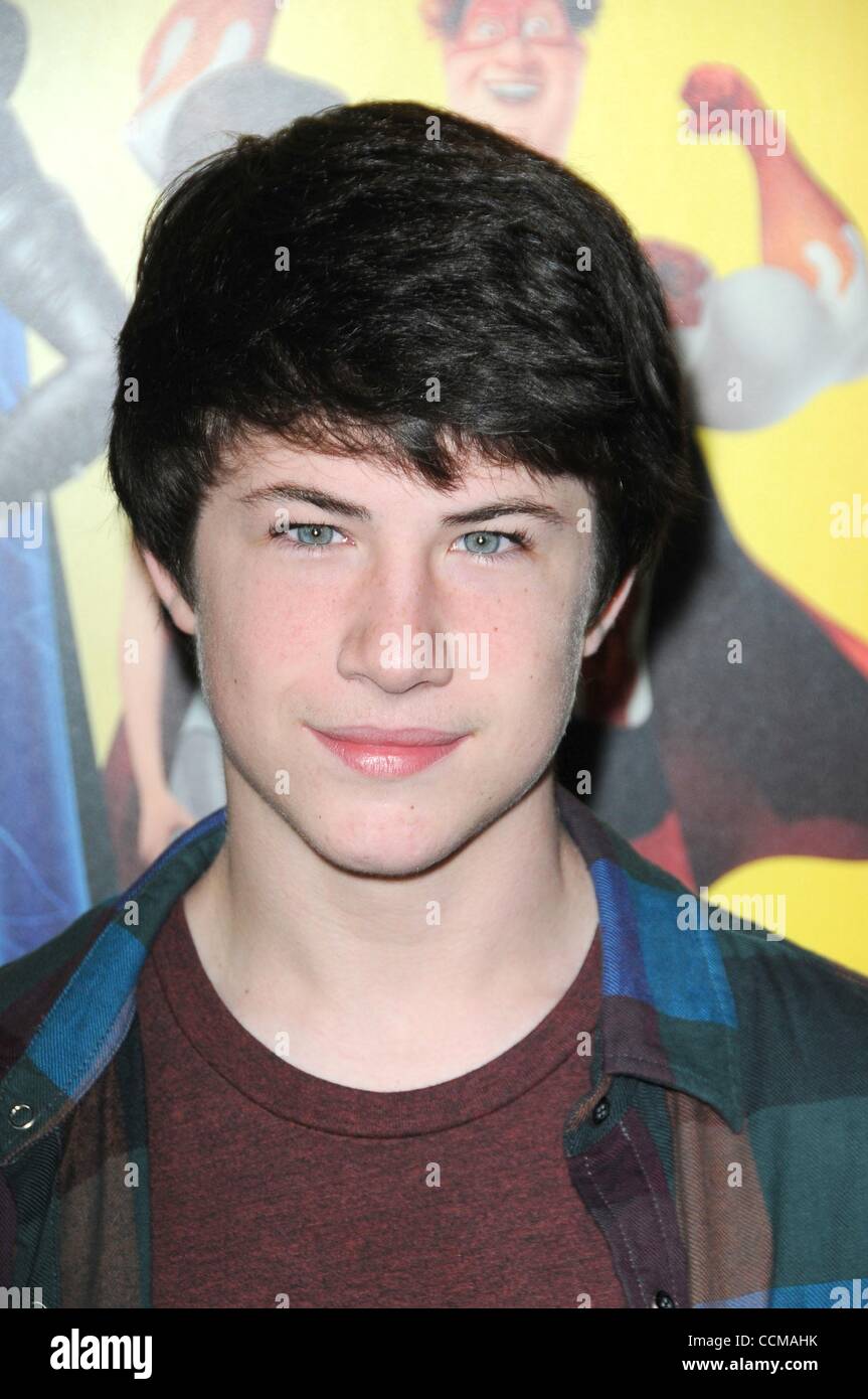 Oct 30, 2010 - Los Angeles, California, USA - Actor DYLAN MINNETTE at ...