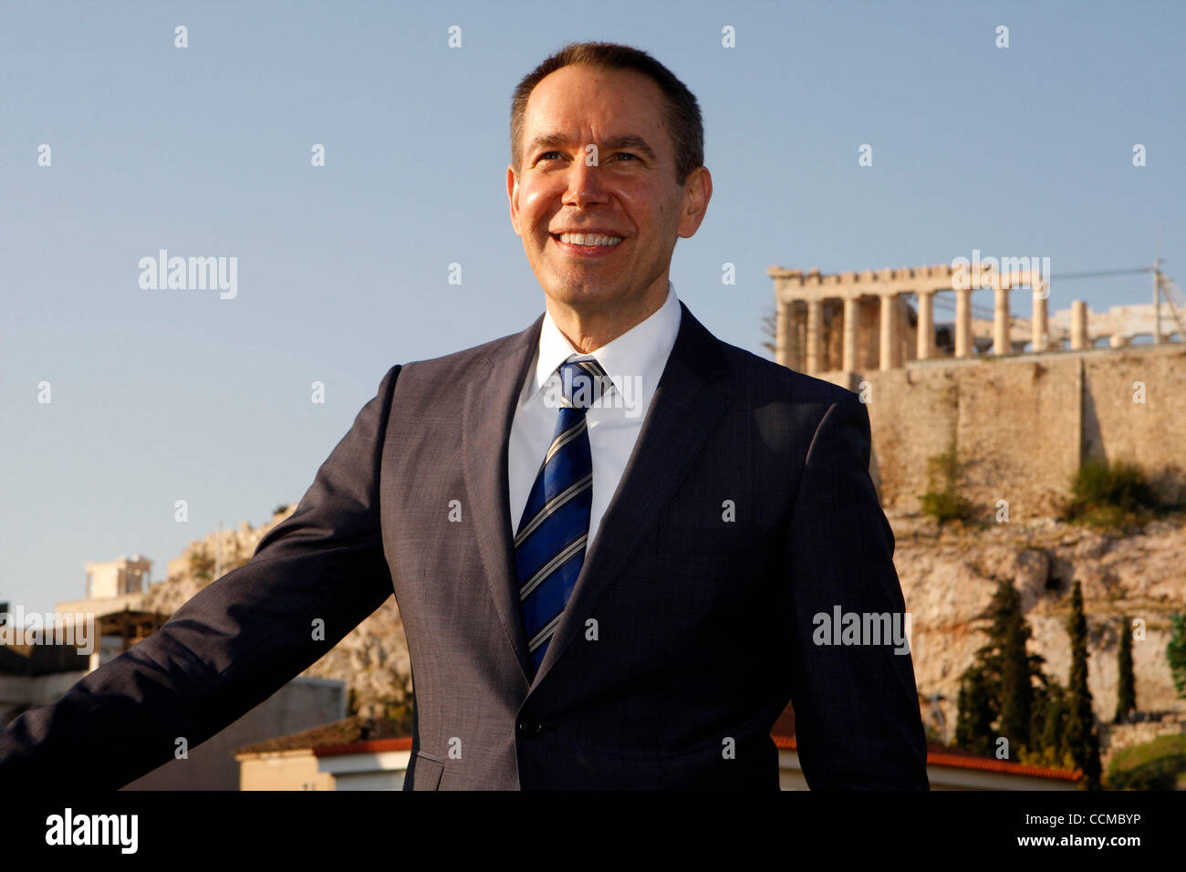 Oct. 31, 2010 - Athens, Greece - Sculptor JEFF KOONS participates in ...