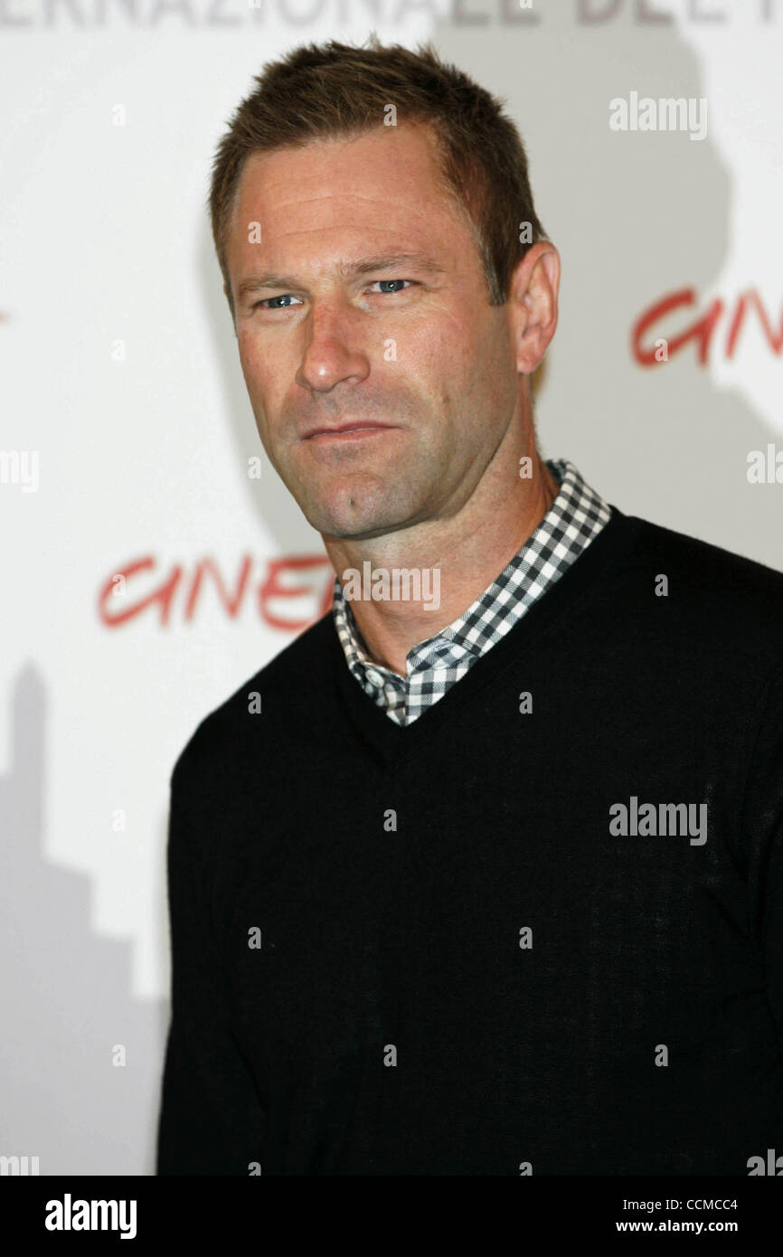 Nov. 1, 2010 - Hollywood, California, U.S. - AARON ECKHART.ACTOR ...