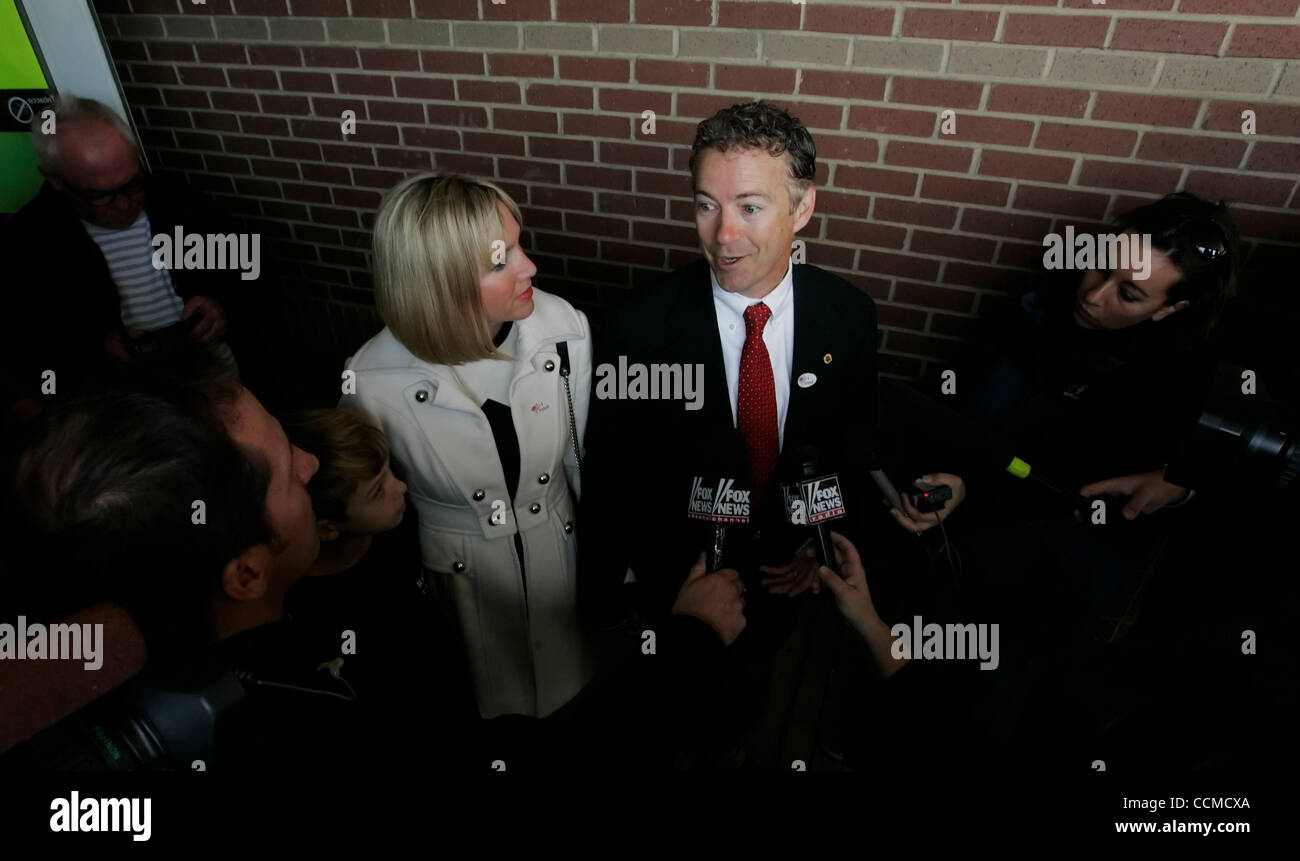 Tea Party Republican Senate nominee RAND PAUL, wife KELLEY PAUL (left ...