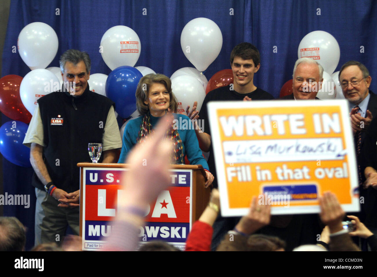 Senator frank murkowski hi-res stock photography and images - Alamy