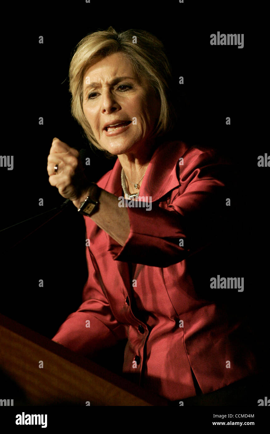 Nov. 2, 2010 - Los Angeles, California, U.S - Sen. Barbara Boxer, (D ...